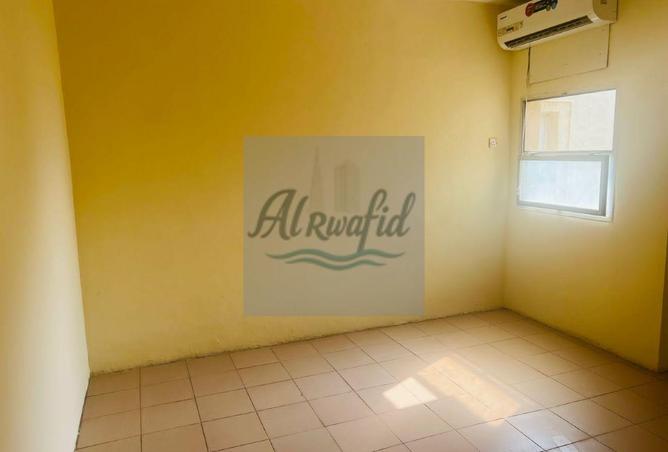 Rent in Al Mozon Building 1: labour accommodation rent in Sharjah ...