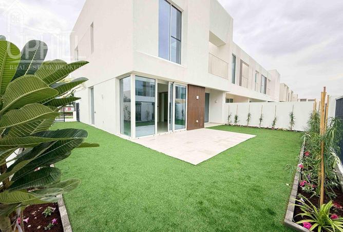 Sale in Nara: Landscaped Garden - Ready 4 Beds - Corner Unit | Property ...