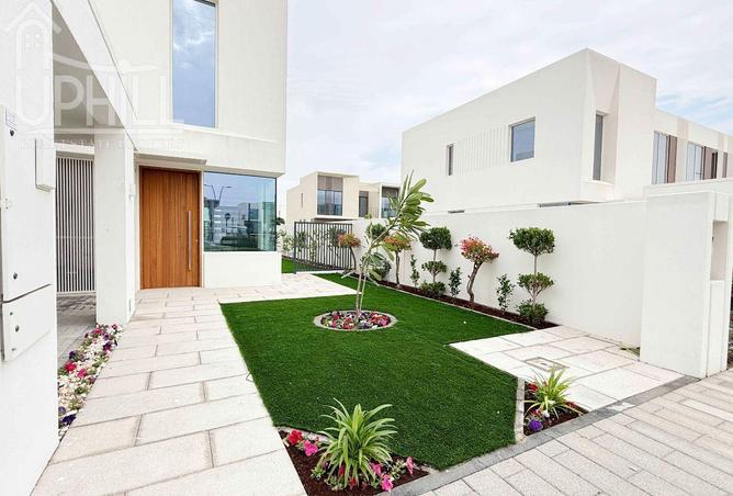 Sale in Nara: Landscaped Garden - Ready 4 Beds - Corner Unit | Property ...